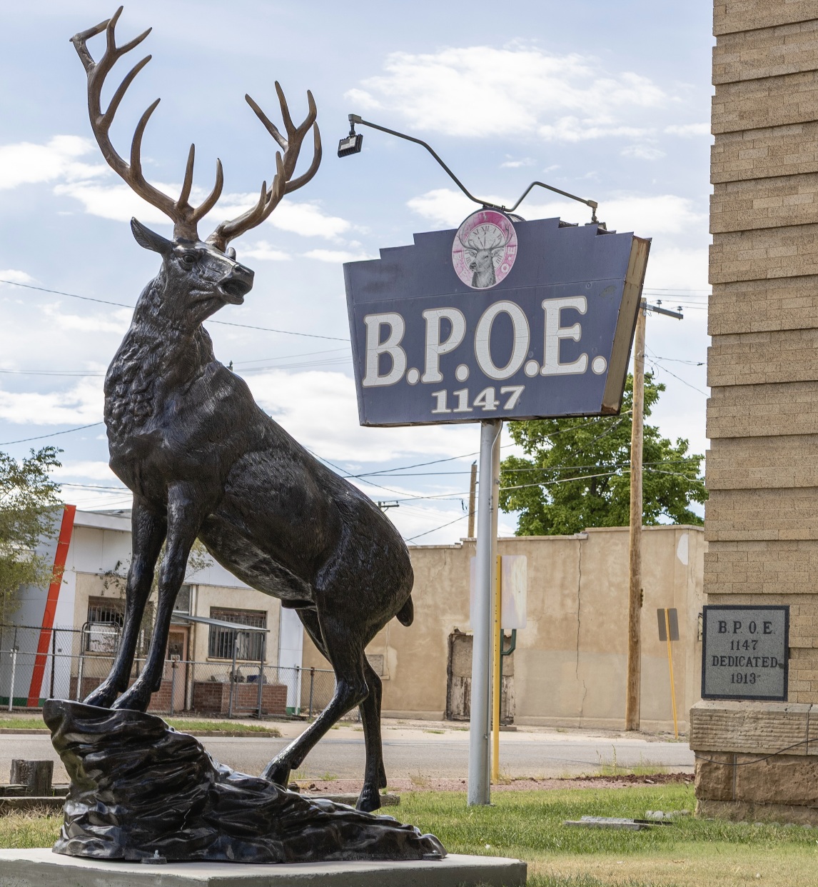 SECO NEWS - Rocky Ford Elks Lodge Unveils 10-Foot Elk Statues Donated ...